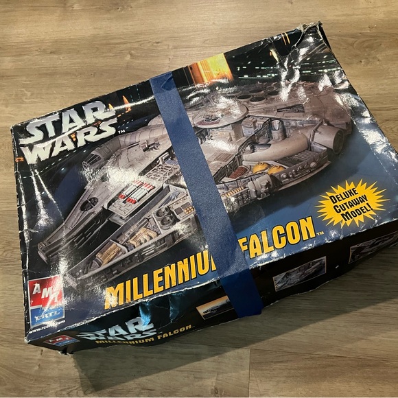 Star Wars | Toys | Star Wars Millennium Falcon Model Kit | Poshmark